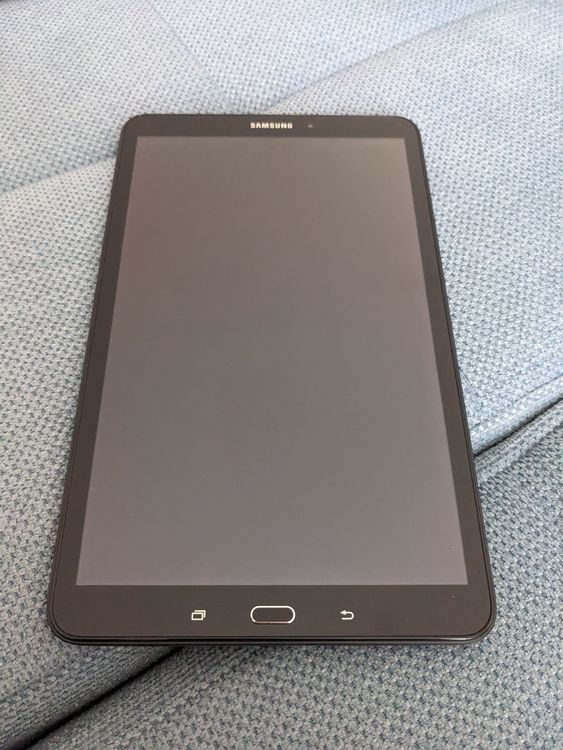 Tablet Samsung SM-T580 (Gebraucht) in Uster für CHF 72 – mit Lieferung auf Ricardo kaufen