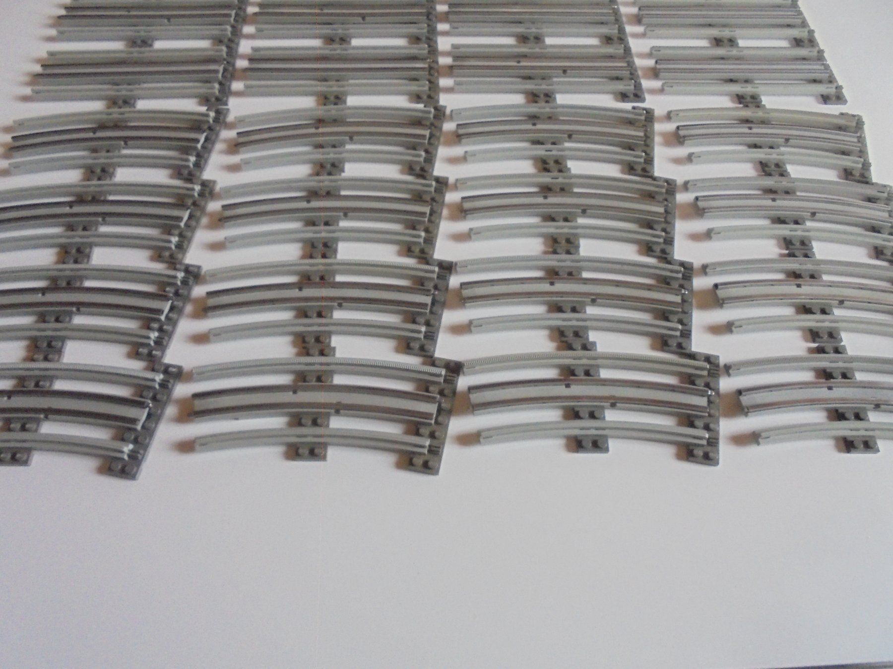 LEGO - 40 - KOMPLETTE - EISENBAHN - 12 VOLT - SCHIENEN (Gebraucht) in ...