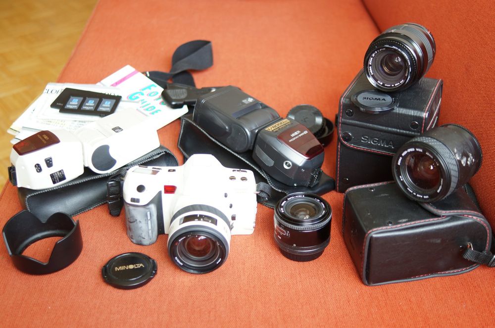 Minolta Dynax 8000i weiss Set / diverse Objektive und Blitz (Gebraucht ...