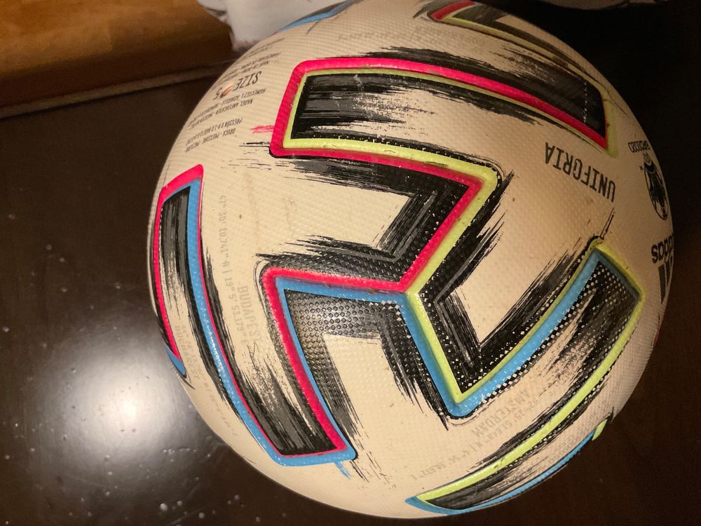 Official Match Ball Adidas Euro 2020 Fussball Gr. 5 (Gebraucht) in ...