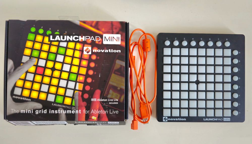Novation Launchpad mini. DJ-Sampler Pad Controller (Neu (gemäss ...