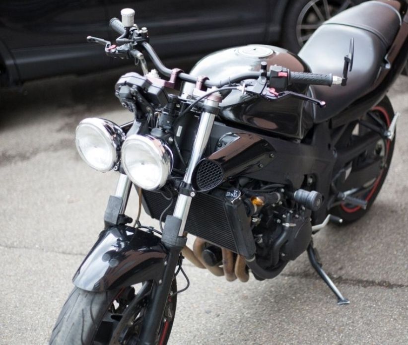 Triumph Speed Four | Kaufen auf Ricardo