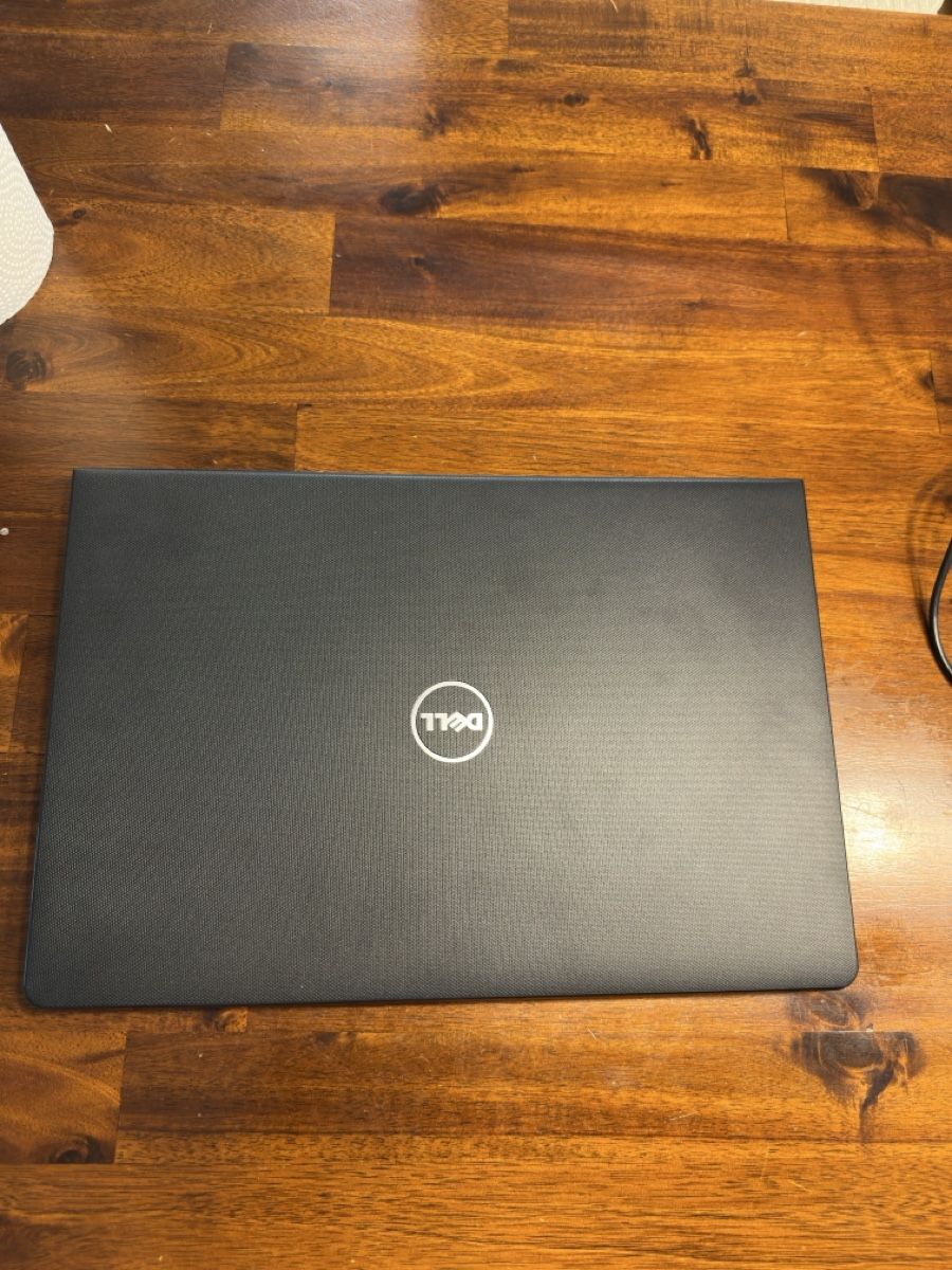 Dell i7-8550U/Radeon 520/8GB/256GB BAT: 4H+ Top Zustand (Neu (gemäss ...