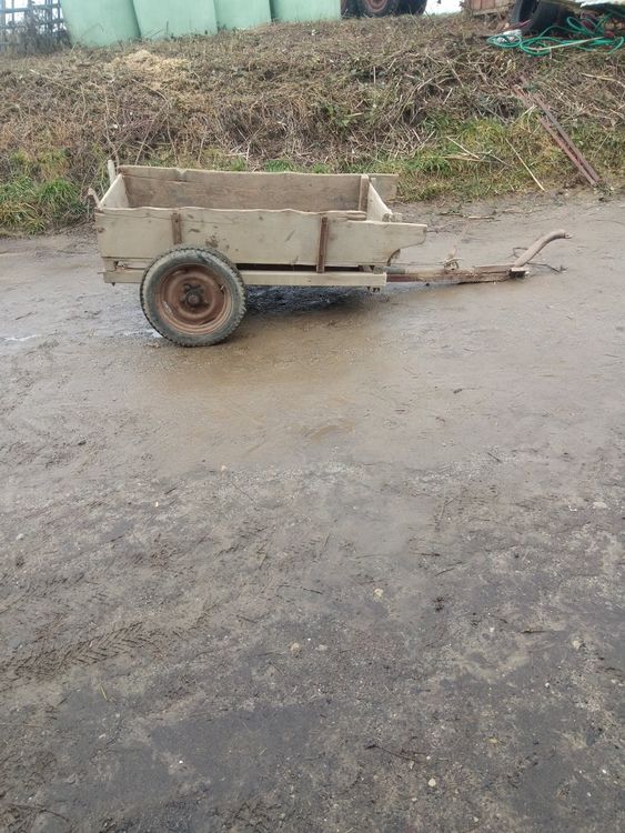 Einachs Anhänger (Gebraucht) in Endingen für CHF 1 – nur Abholung auf Ricardo kaufen