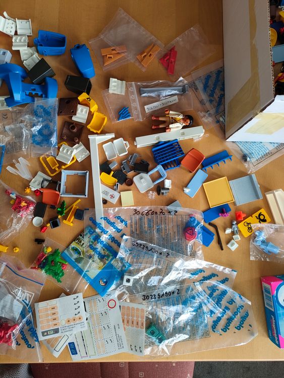 Playmobil: viele Ersatzteile, meiste neu und Adventskalender | Kaufen auf Ricardo