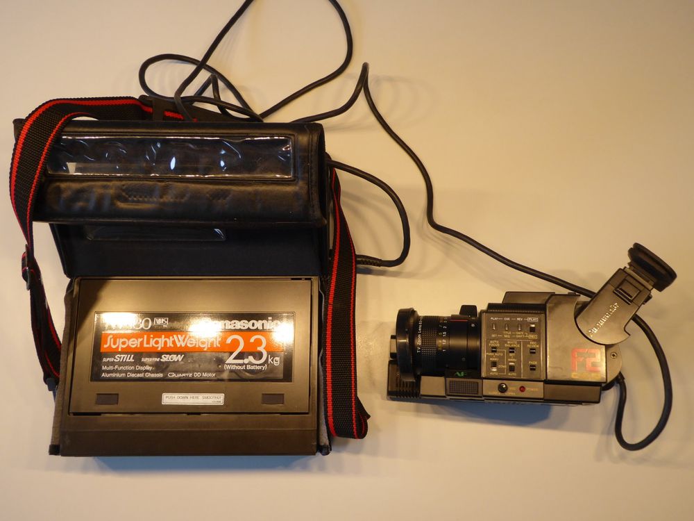 Panasonic Vintage VHS-Video Kamera/Recorder (Gebraucht) in Suhr für CHF ...