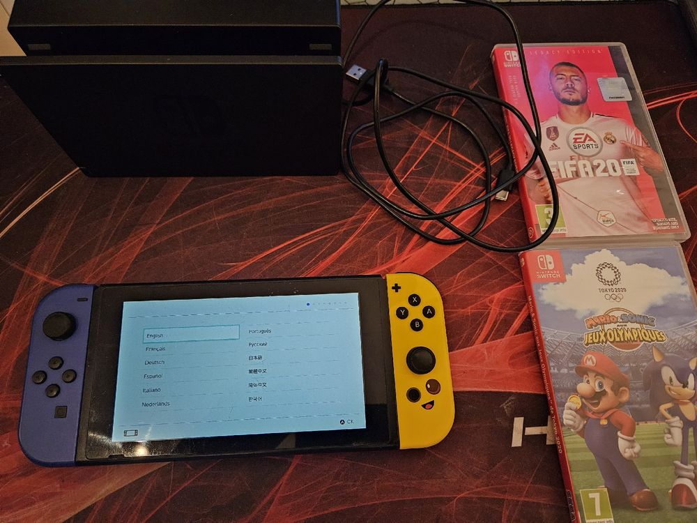 Console Nintendo Switch avec 2 jeux (D'occasion) à Genève pour CHF 90 ...