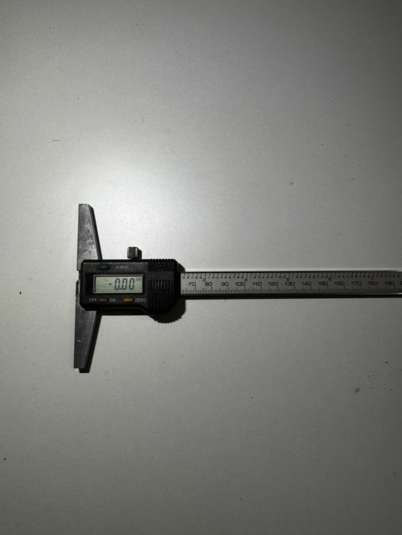 Digitaler messer (Gebraucht) in Buchs AG für CHF 40 – mit Lieferung auf ...