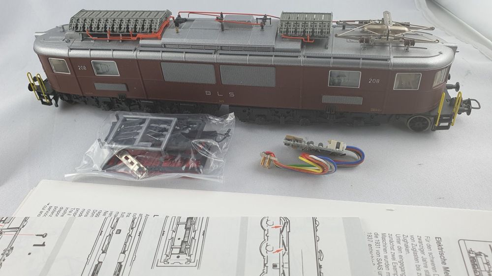 Model Bahn Lok BLS Ae 6/8 von Roco Gleichstrom. (Gebraucht) in ...