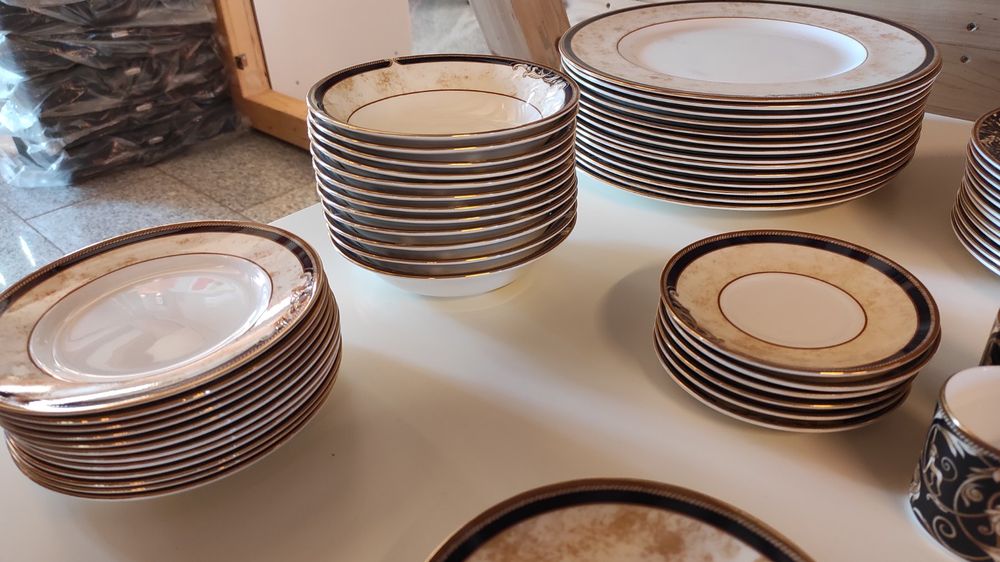 Wedgwood Cornucopia Service 91-teilig (Gebraucht) in Fulenbach für CHF ...