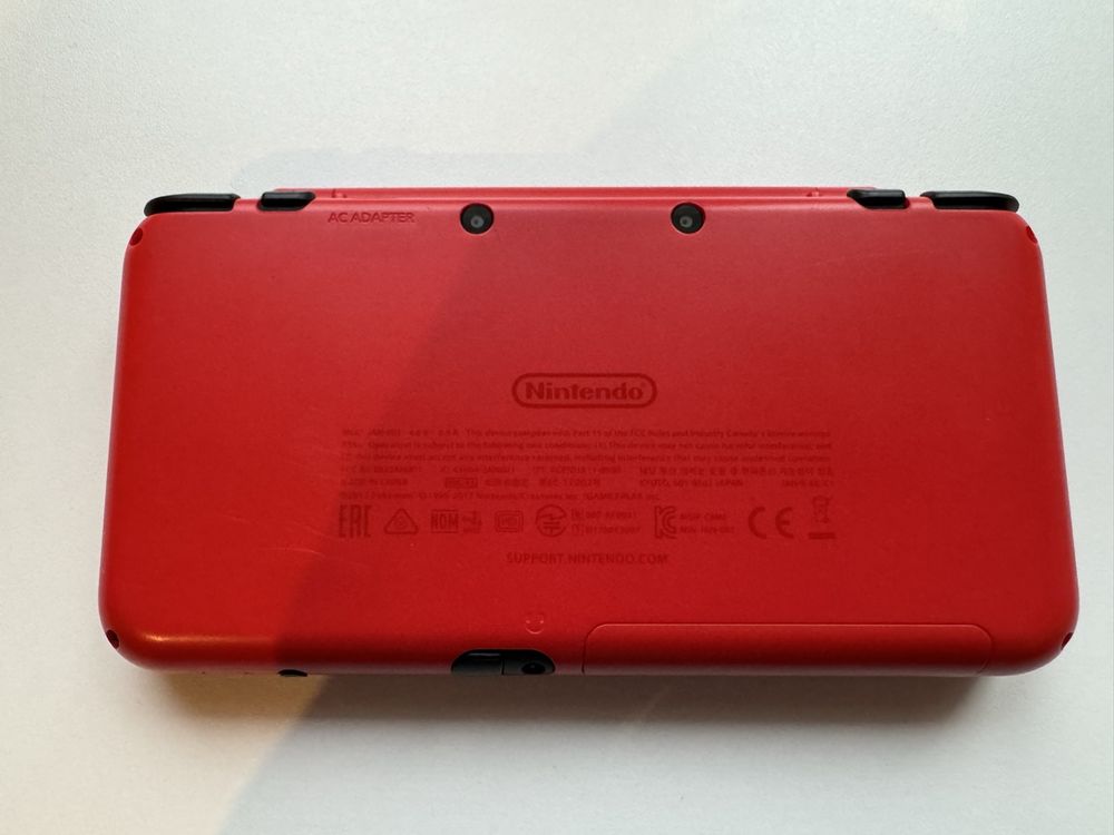 New Nintendo 2DS XL Pokemon Pokeball Edition (Gebraucht) in Arbon für ...