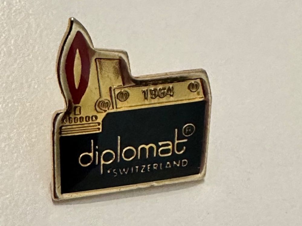 Diplomat Feueranzünder Pin (Gebraucht) in Gutenswil für CHF 3.5 – mit ...