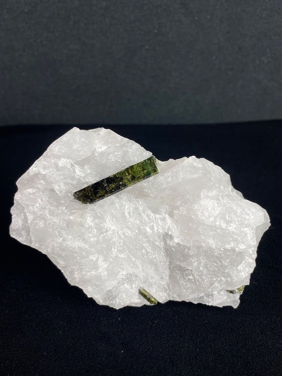 grüne Turmaline in Bergkristall | Kaufen auf Ricardo