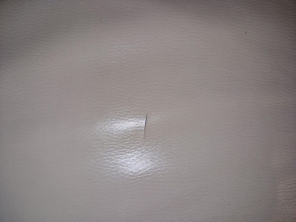 2er und 3er Leder Sofa mit Hocker | Kaufen auf Ricardo