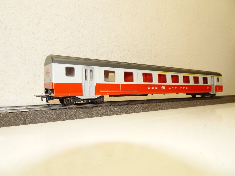 Liliput Personenwagen SBB Swiss Express 1.Kl. HO 887 50 (Gebraucht) in Emmenbrücke für CHF 19.9 ...
