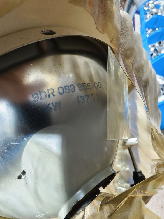 Original Hella Scheinwerfer Reflektor 9DR 089 955-00 für BMW (Neu ...