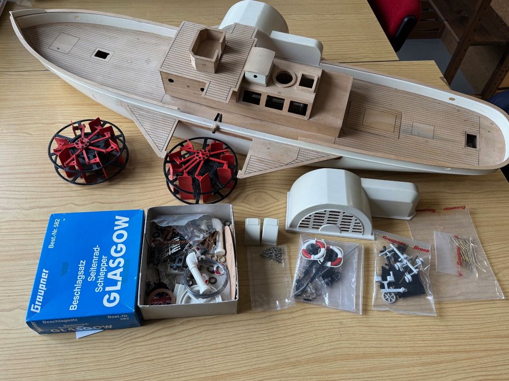 Antikes Glasgow Modellschiff von Graupner (Gebraucht) in Binningen für ...