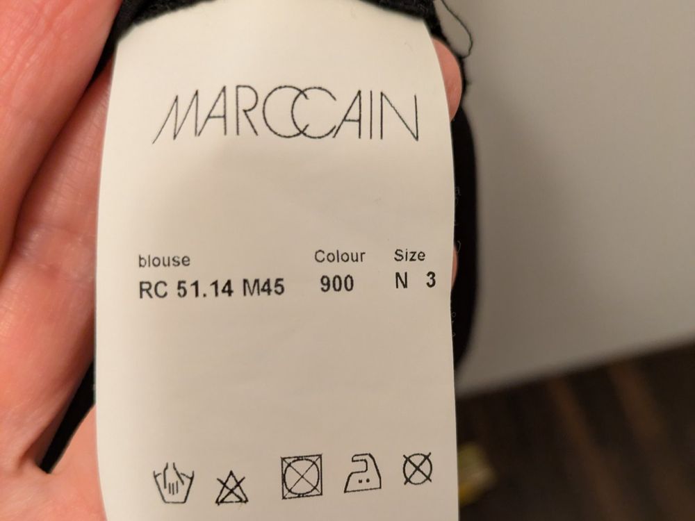 Edle Marc Cain Seidenbluse, Grösse N3, super Zustand! (Gebraucht) in ...