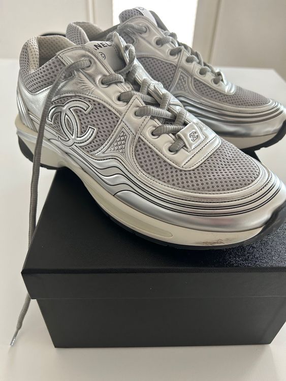 Baskets Chanel (Neu (gemäss Beschreibung)) in La Chaux-de-Fonds für CHF ...