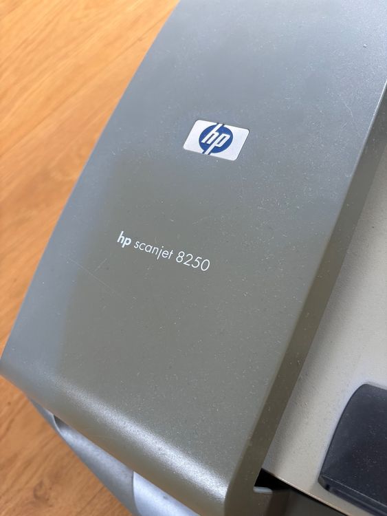 HP Scanjet 8250 Flatbed Duplex Scanner 4800x4800 OCR + DIA M (Gebraucht ...