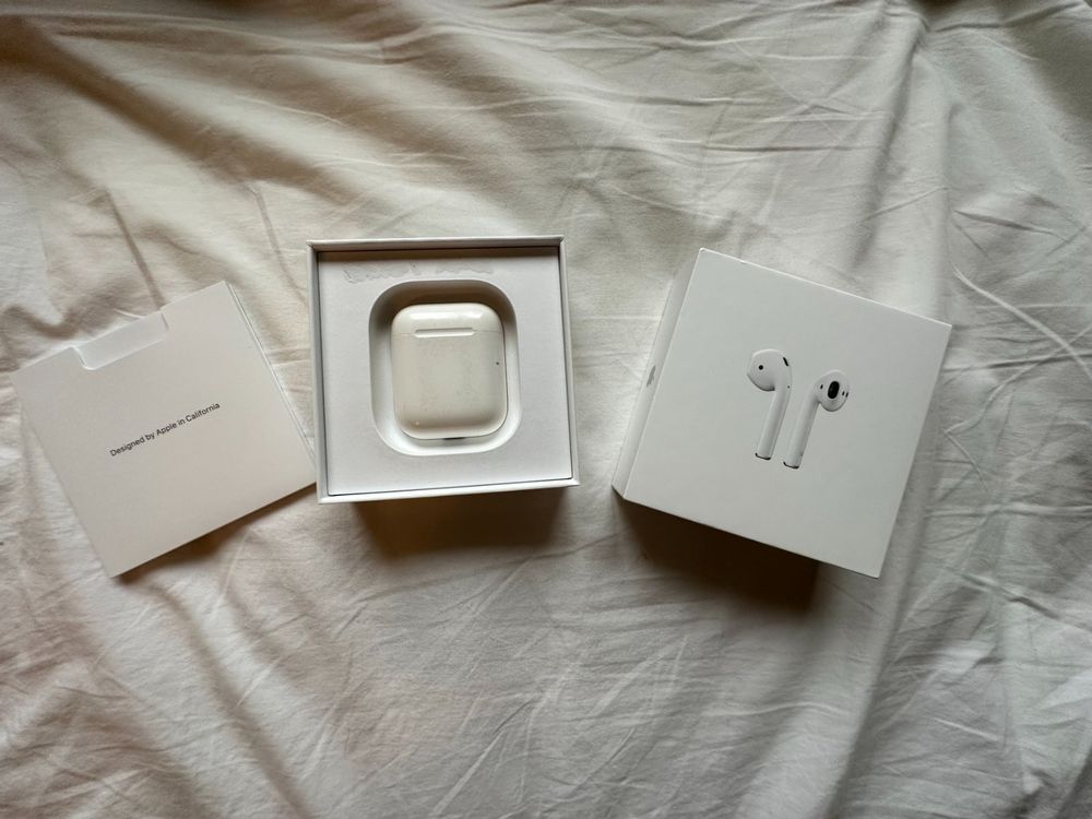 AirPods 1st Generation (Gebraucht) in Mettmenstetten für CHF 24 – mit ...