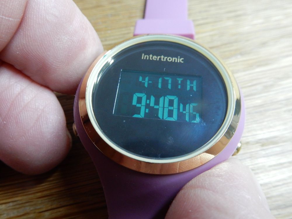 Intertronic Kinder Uhr (Gebraucht) in Balsthal für CHF 20 – mit ...