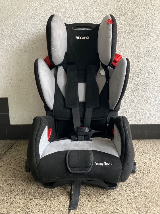 RECARO Kindersitz Young Sport (9-18kg) | Kaufen auf Ricardo