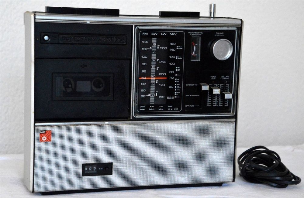 BASF CC Radio-Recorder 9301 CrO2 (Defekt) in Collonges für CHF 28 – mit ...