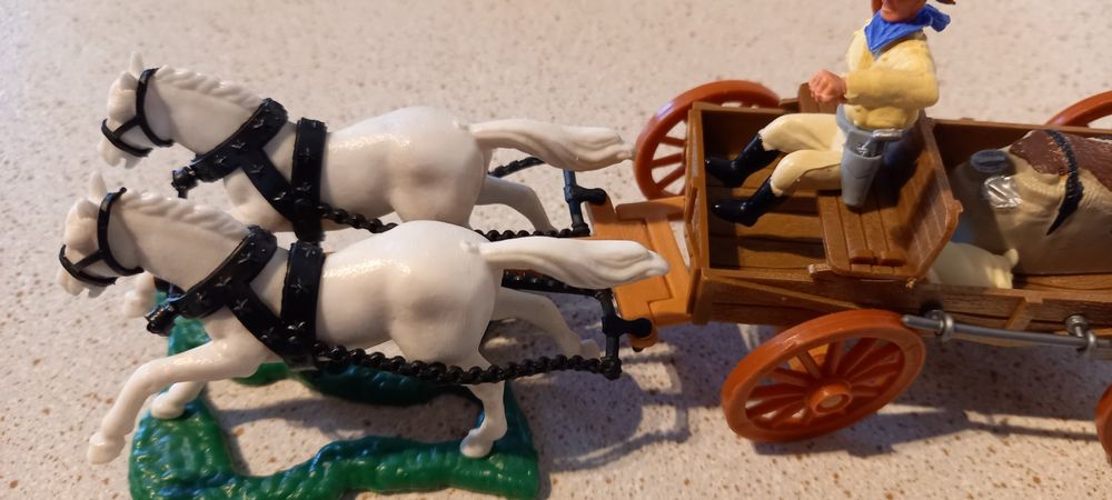 Timpo GENERAL STORE mit offenen 2spänner Planwagen (Gebraucht) in ...