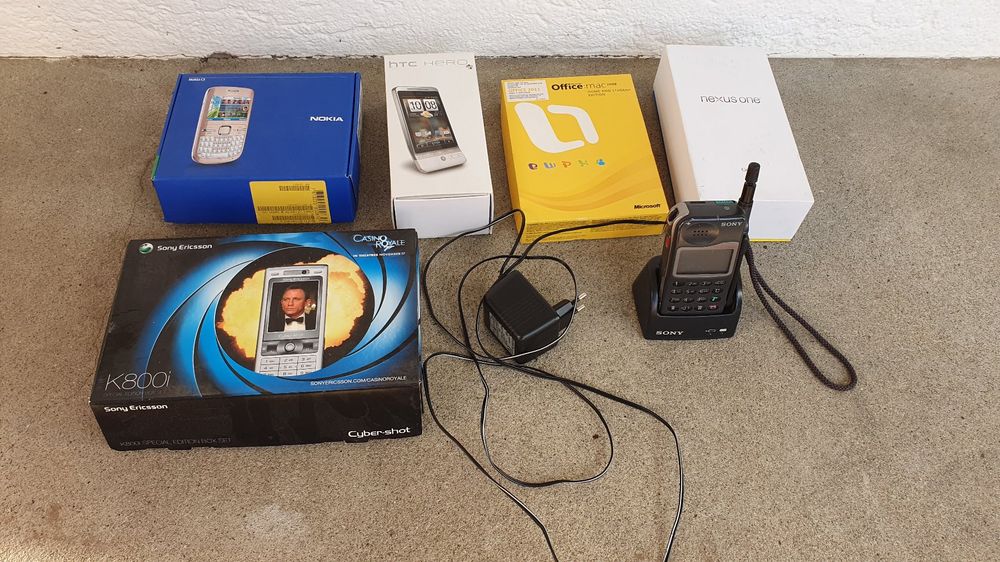 Alte Handys und Smartphones Sony Nokia HTC | Kaufen auf Ricardo