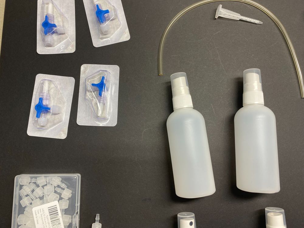 Labor-lot Spritzen, Flaschen, Dosen, Sprühflaschen etc. (Gebraucht) in ...