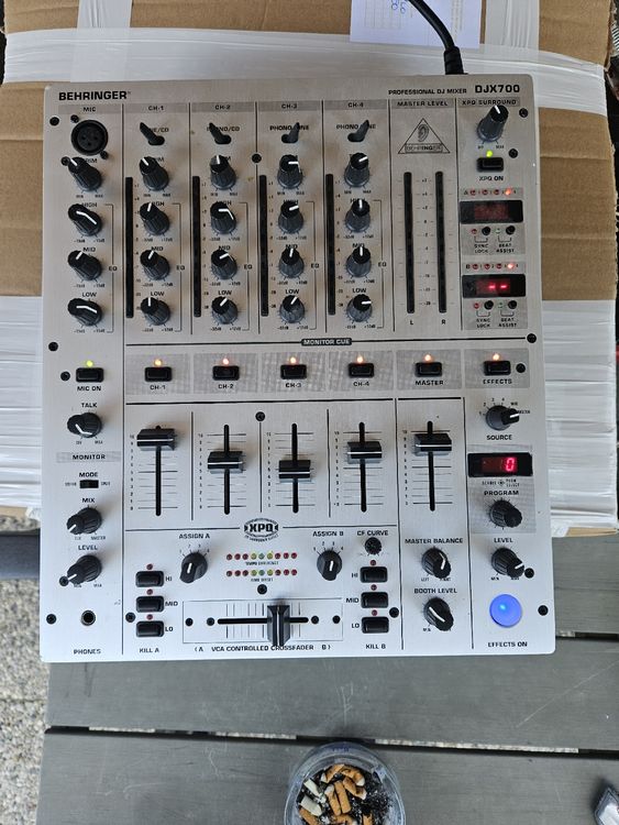 Behringer DJX700 Professional DJ Mixer 4 Channel (Gebraucht) in Sarnen ...