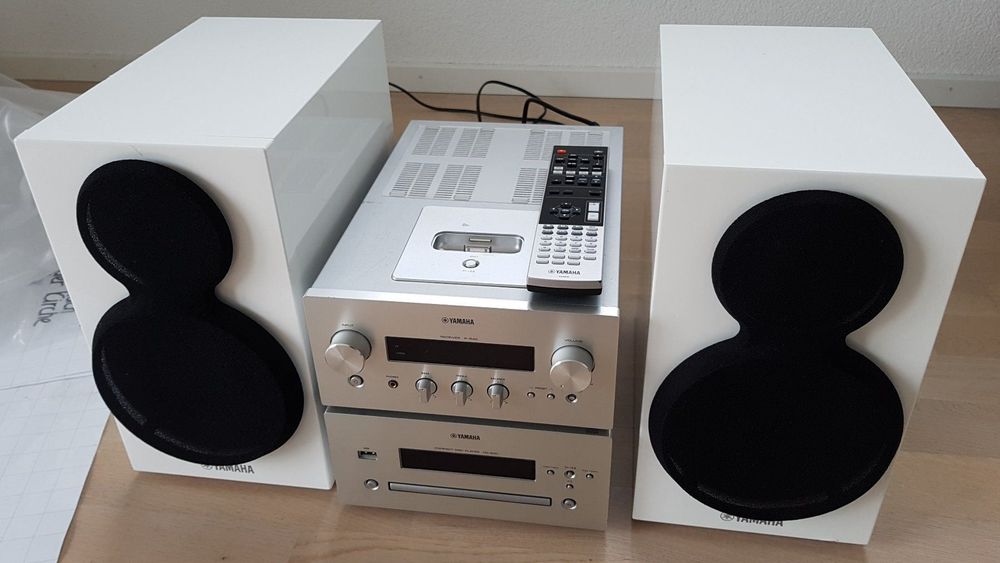 Stereo Anlage Yamaha PianoCraft mit Boxe | Kaufen auf Ricardo