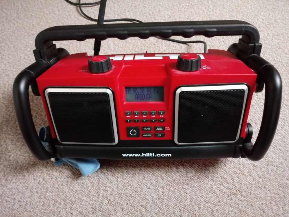 HILTI Baustellen Radio (Gebraucht) in Fislisbach für CHF 50 – mit ...