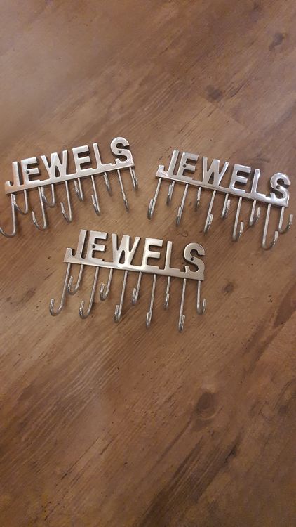 Aufhänger für Schmuck (Gebraucht) in Flawil für CHF 5 – mit Lieferung ...