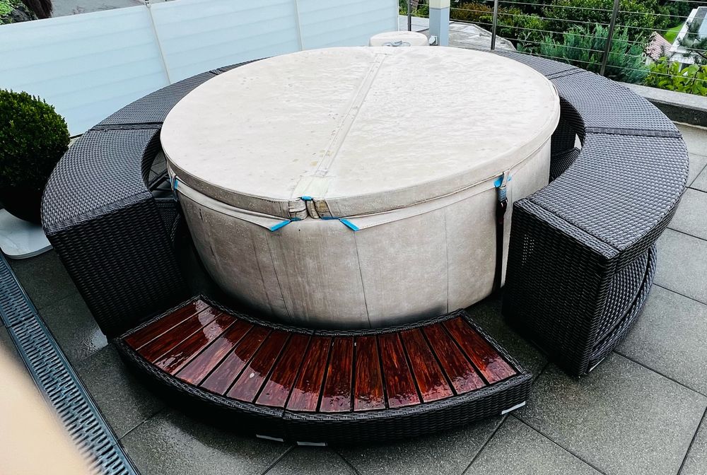 Whirpool (Softub) inkl. Motor (Gebraucht) in Richterswil für CHF 210 ...