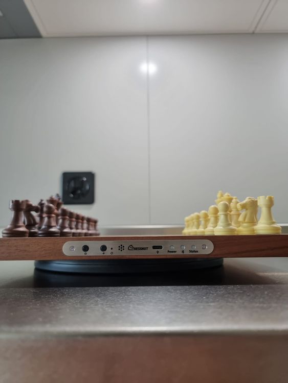 Chessnut Air Electronic Chess Set + Drehteller | Kaufen auf Ricardo