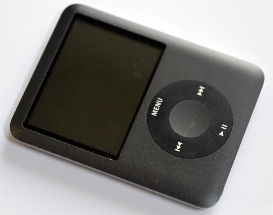 Apple iPod Nano 8GB A1236 (Defekt) in Collonges für CHF 18 – mit ...