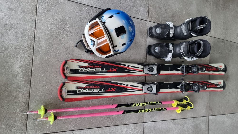 Ski set - Ski, Stoecke, Schuhe, Helm, Brille... | Kaufen auf Ricardo