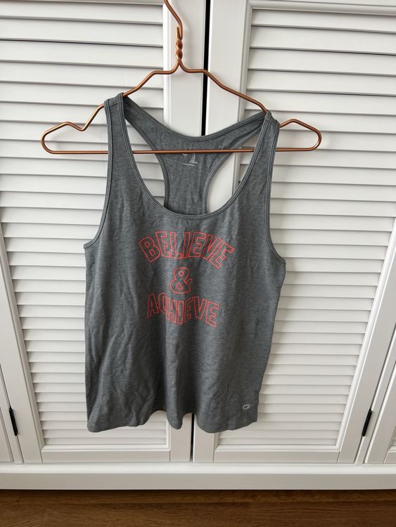 Top, Gr.S (Gebraucht) in Glattpark(Opfikon) für CHF 6 – mit Lieferung auf Ricardo kaufen