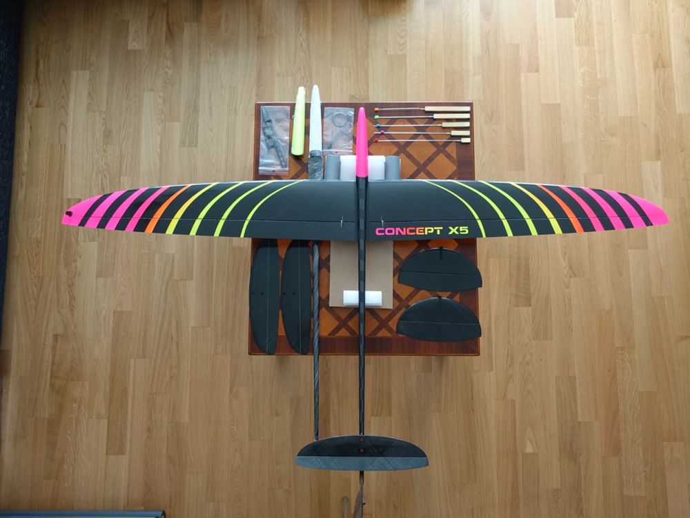 Concept CX5 DLG F3K mit KST Servos und viel Zubehör (Gebraucht) in ...