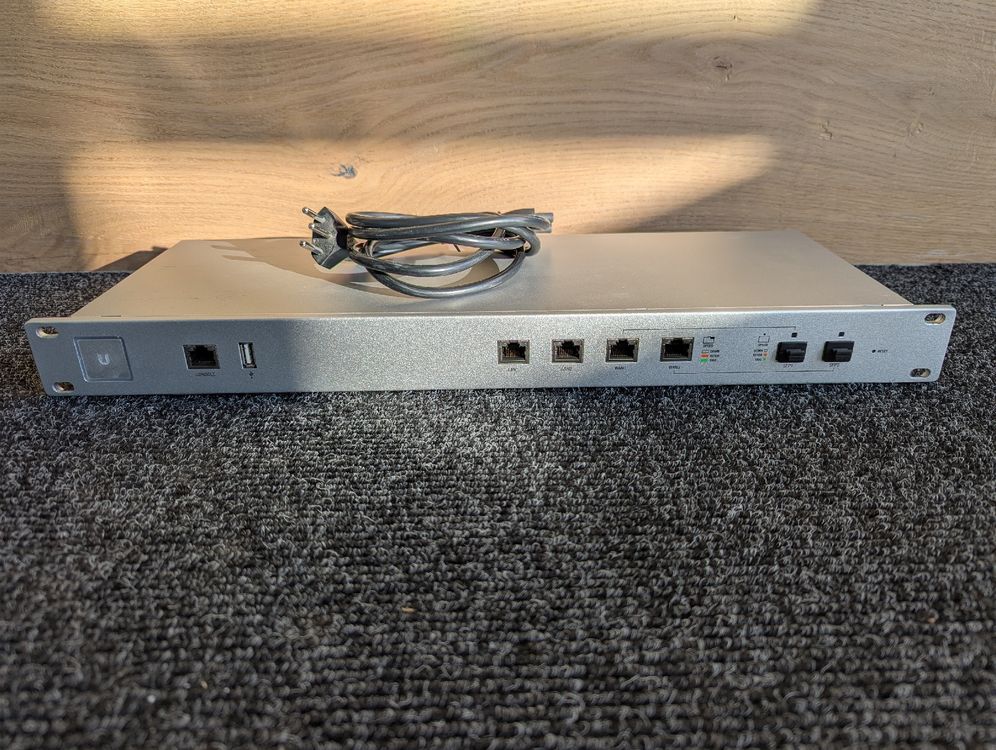 Ubiquiti UniFi Security Gateway PRO 4 | Kaufen auf Ricardo