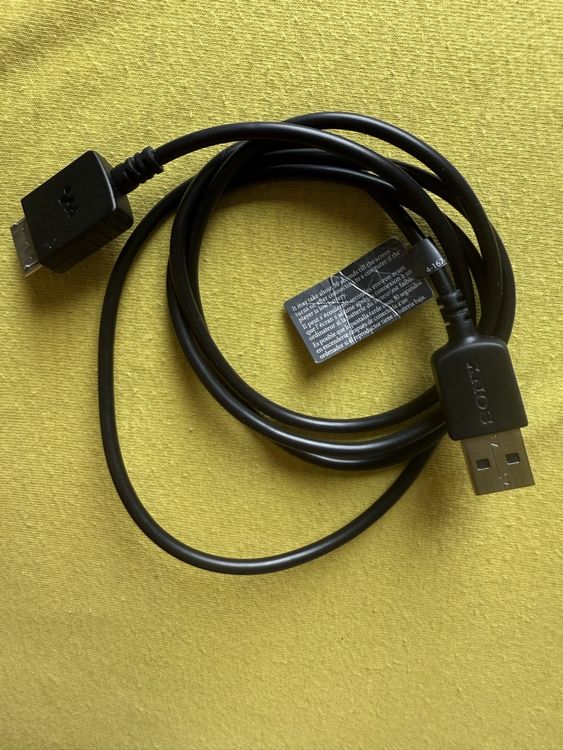 Original Sony Walkman USB-Kabel (22-polig) (Gebraucht) in Zürich für ...