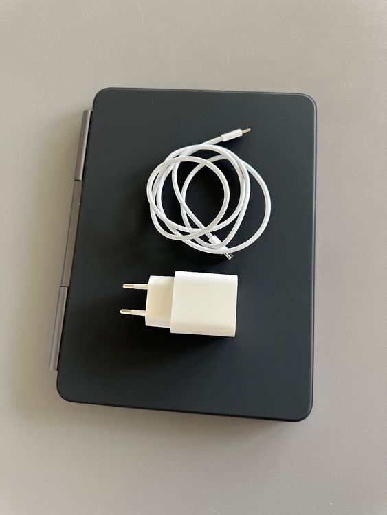 APPLE iPad Air 11‘‘ WiFi 2026 inkl. Magic Keyboard inkl. USB (Neu ...
