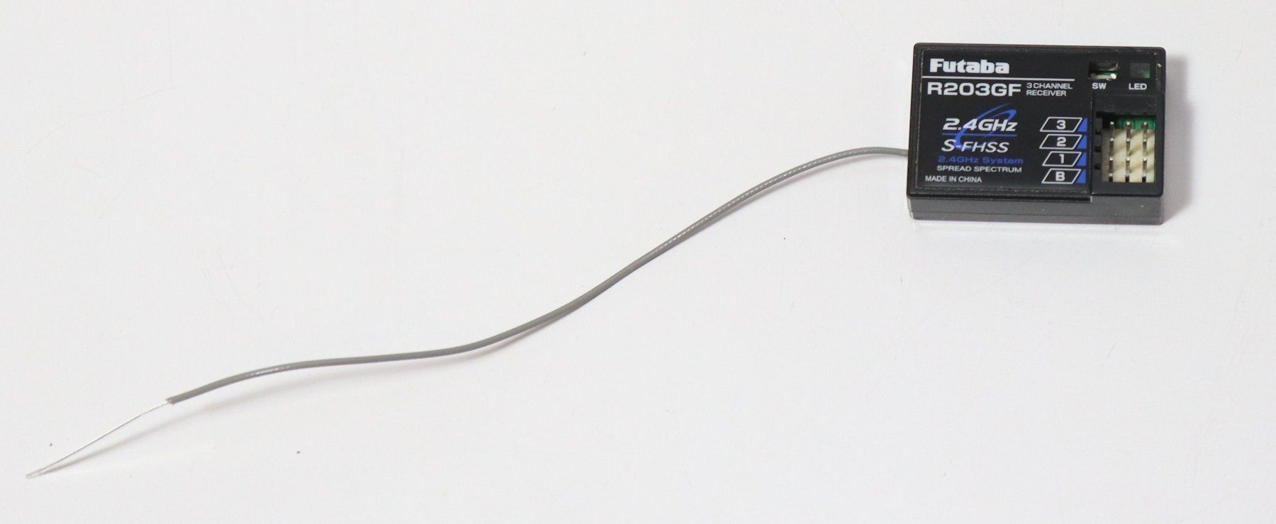 Futaba 3PL-2.4G 3-Kanal 2.4GHz S-FHSS Sender + R203GF (Gebraucht) in ...