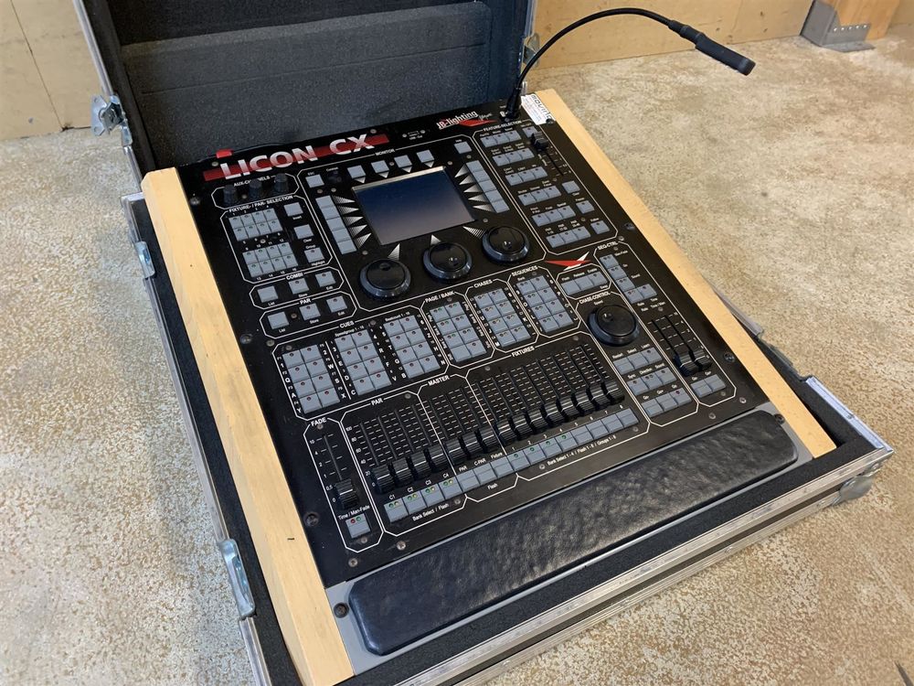 DMX Lichtpult JB Lighting Licon CX (Gebraucht) in St. Gallen für CHF 750 – nur Abholung auf ...