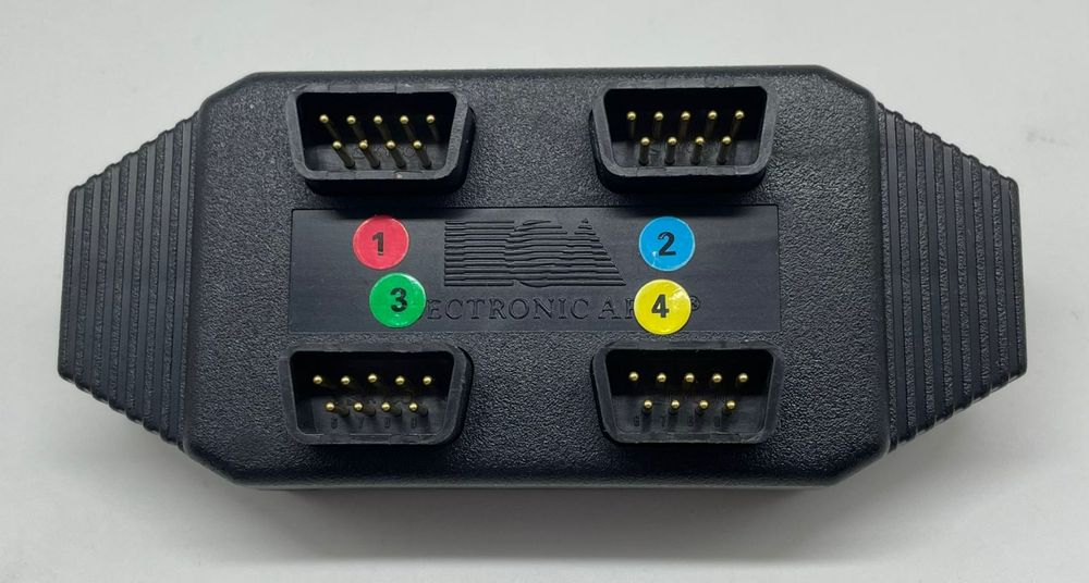 4 Way Play Adapter by EA - Original | Kaufen auf Ricardo