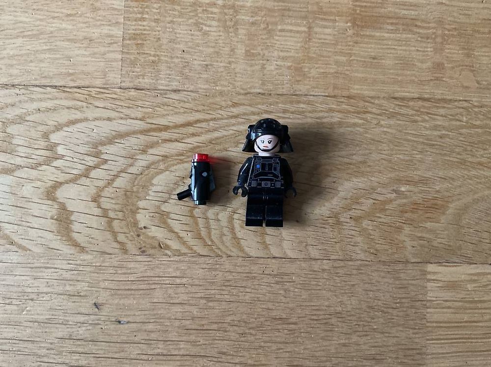 Lego Star Wars Navy Trooper Figur (Gebraucht) in Basel für CHF 12 – mit ...