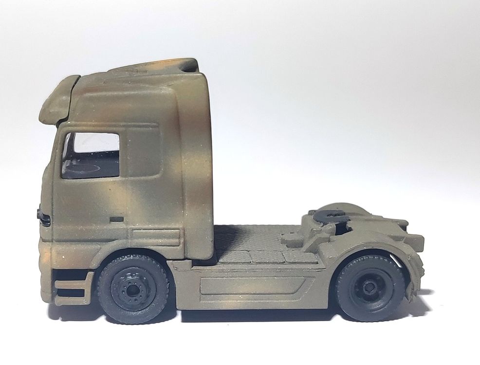 Mercedes Actros Zugmaschine Camouflage Armee Army 1:87 | Kaufen auf Ricardo