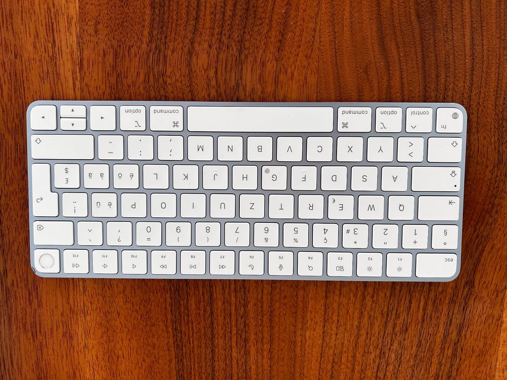 Apple Magic Keyboard mit Touch ID | Kaufen auf Ricardo
